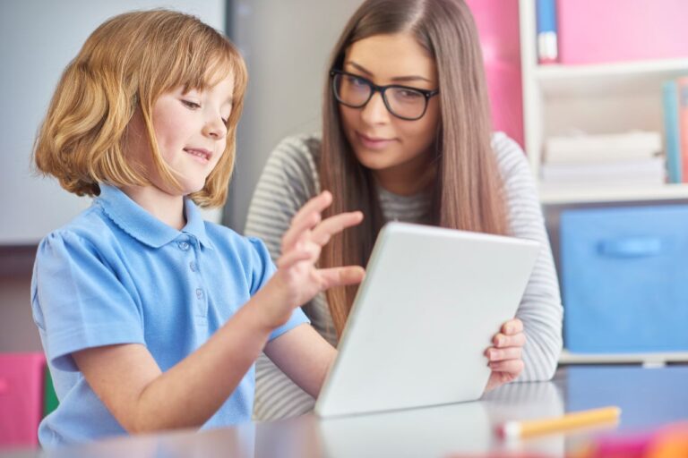 Strategies To Effectively Teach Low-Focus Students | AllviA blog